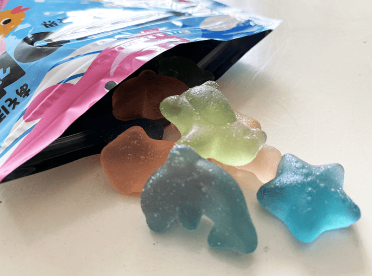 Product Review: Kanro – Asobon! Gummy candy Soda & Fruit Mix - AVO ...